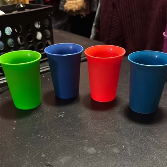 Tupperware | Other | Vintage Tupperware 4 Sippy Cups Bell Tumblers No ...